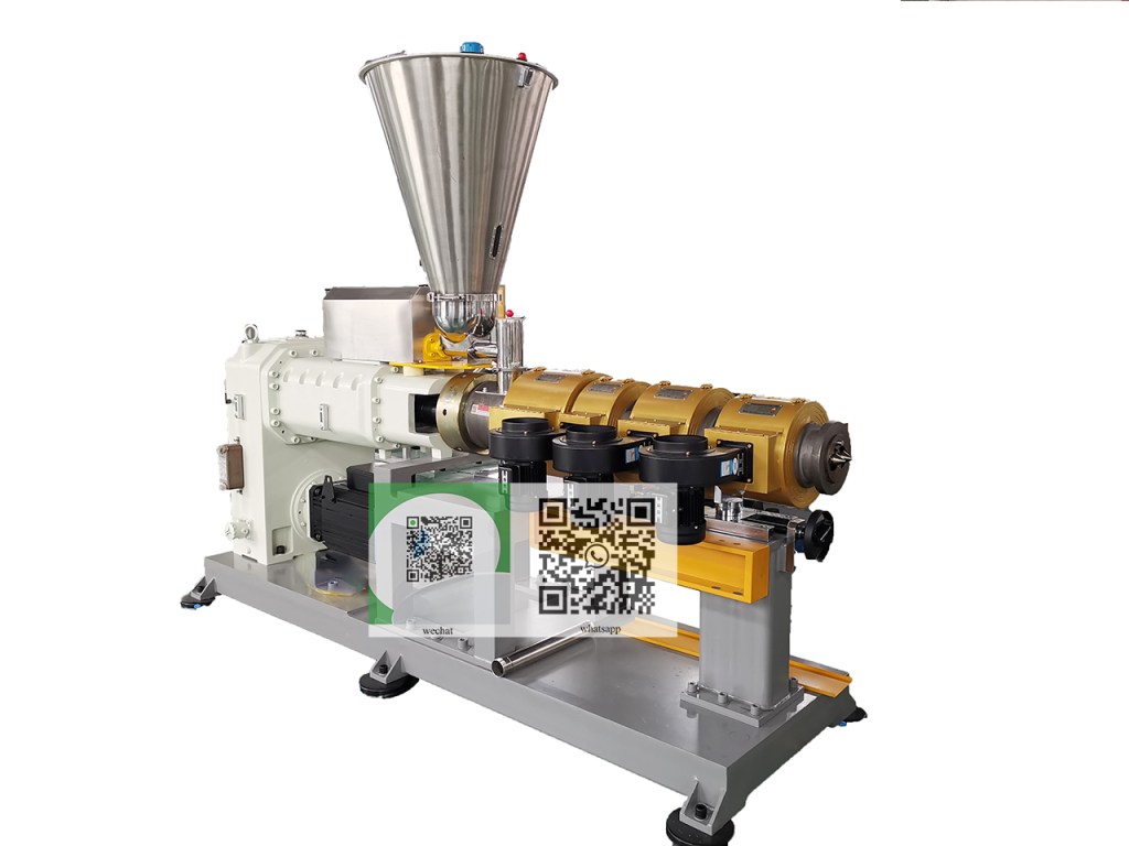 Plastic Extruder Manufacturer and Supplier